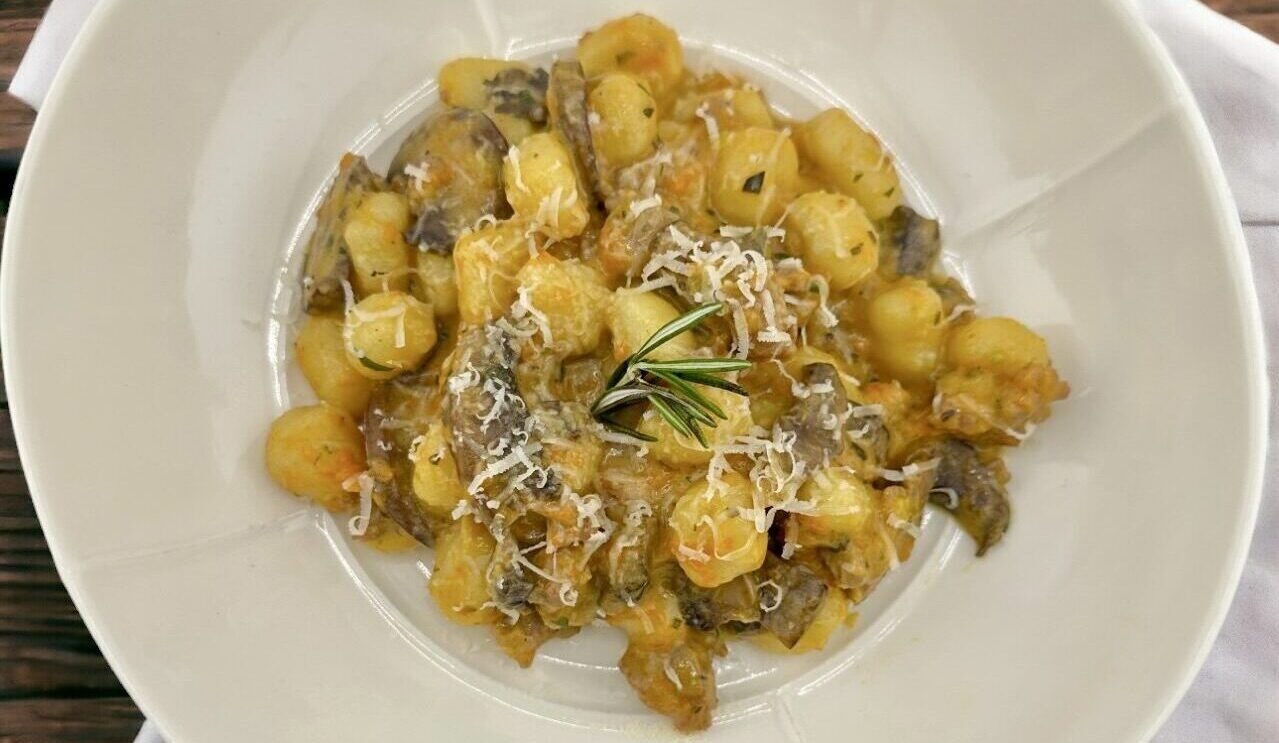 Easy One-Pan Creamy Gnocchi: Delicious Weeknight Dinner
